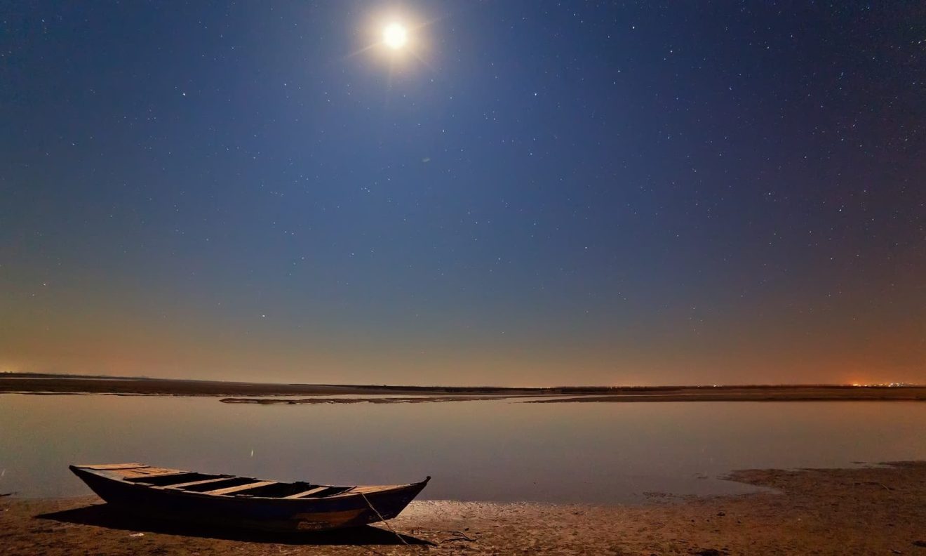 Which river is known as the moon river? | FA Ques – Simple Answers
